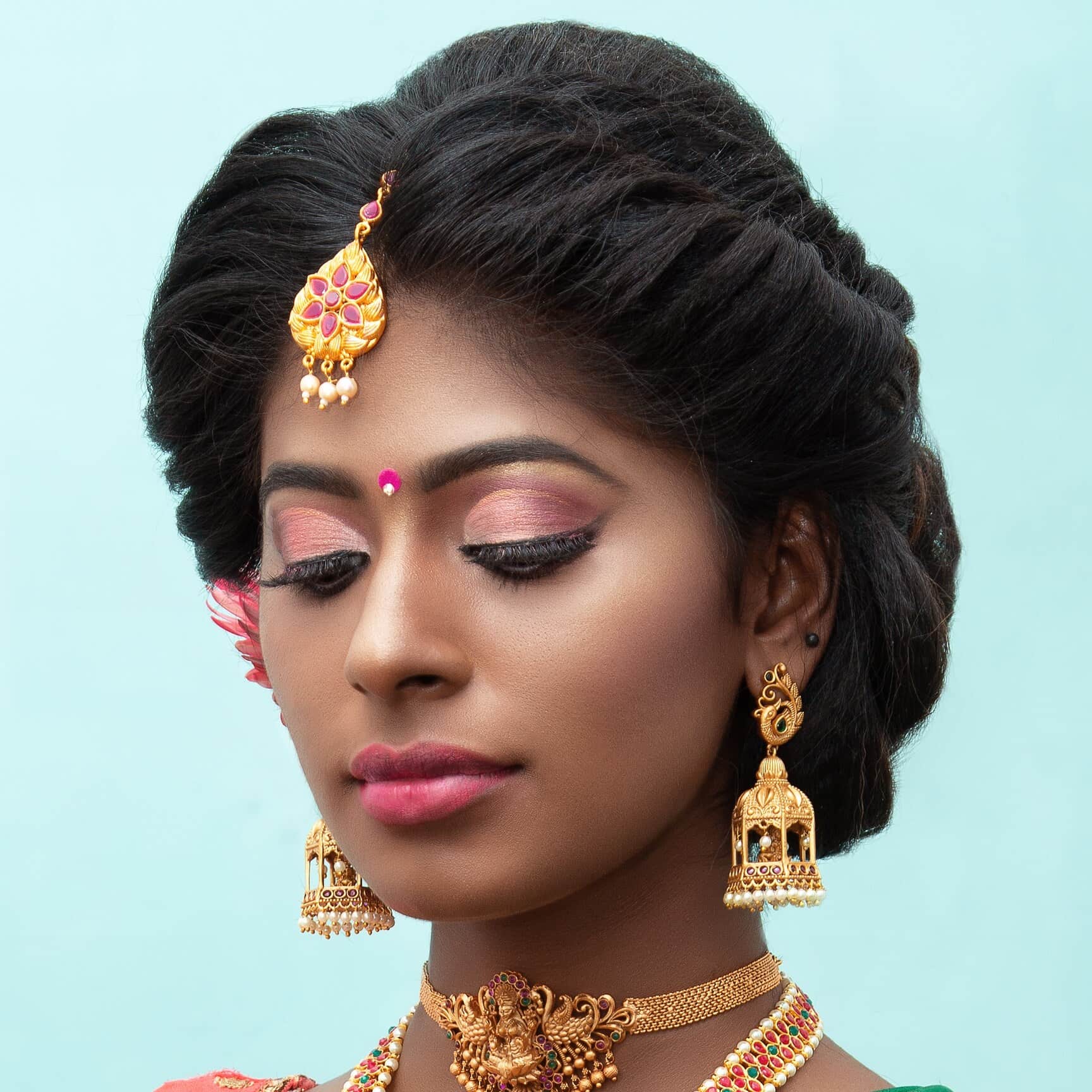 Which Beauty Parlour Is Best In Chennai For Bridal Makeup - Mugeek ...