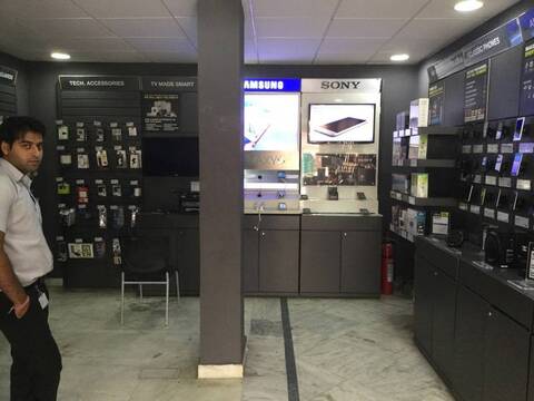 My Jio Store, Shakarpur - Mobile Phone Dealers in Delhi - Justdial