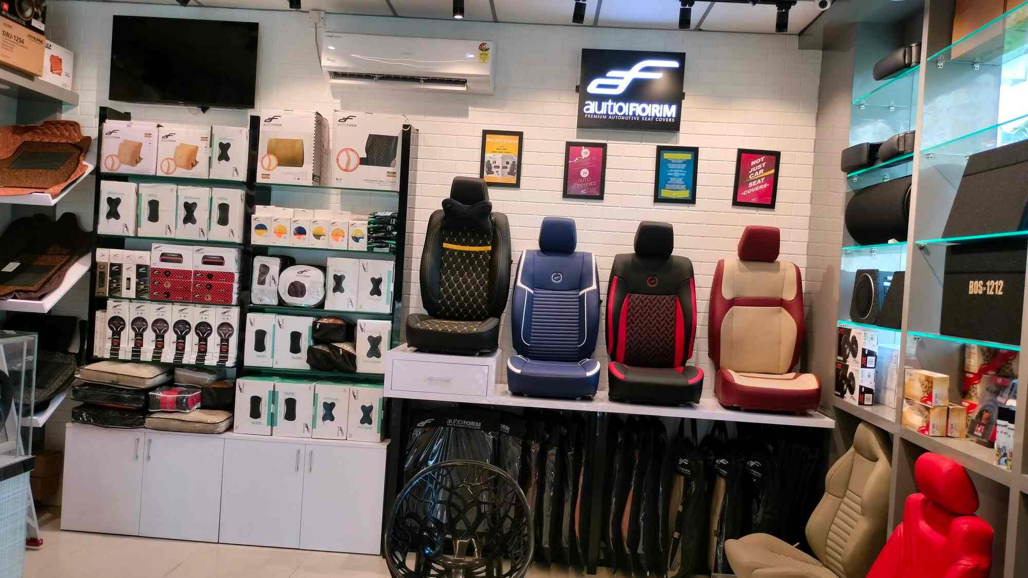 Car accessories vyttila store