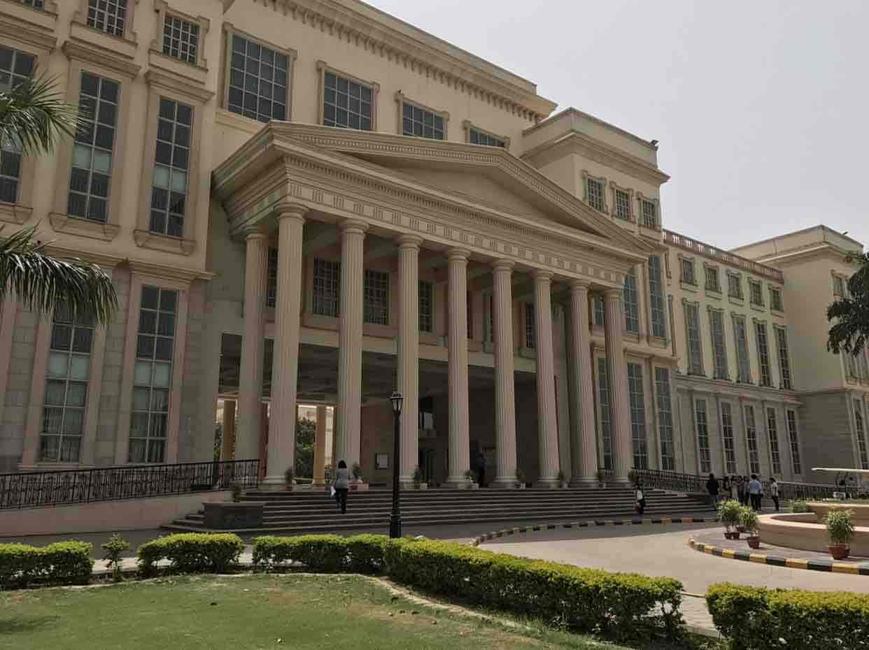 Amity University Lucknow announces title winners of ‘Digital Radio ...