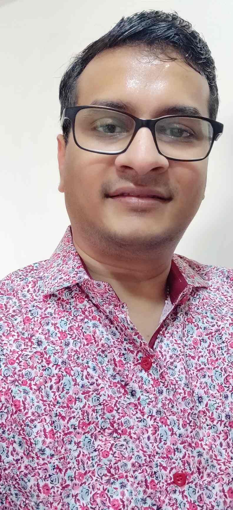 Nimish Shah's Instagram, Twitter & Facebook on IDCrawl