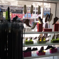 Shoe World Nx, Dombivli East - Shoe Dealers in Thane, Mumbai - Justdial