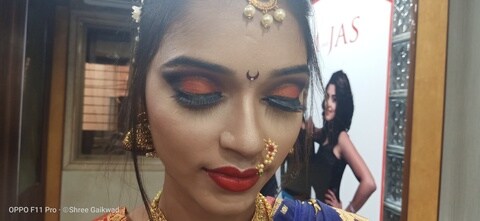 Dd Makeup Artist | Saubhaya Makeup