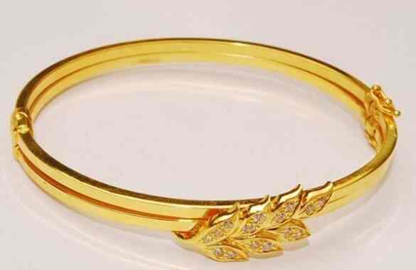 Kumaran Thangamaligai Bracelet Designs 2025 www.alhudapk