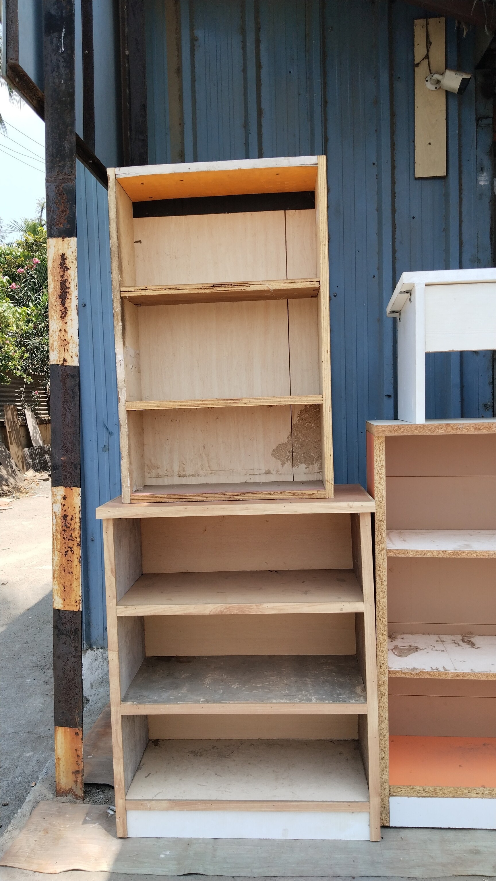 Second hand bookcase near me store