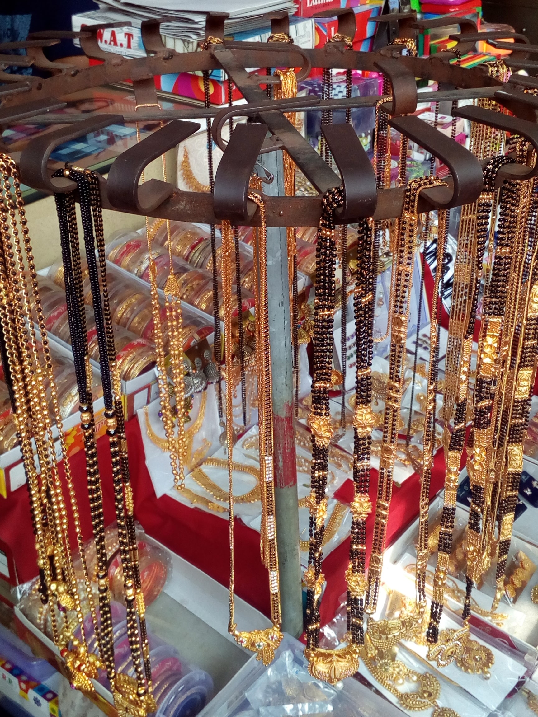 Priya Dakshini Gold Covering Guarantee Imitation Jewellery in Mankhurd Mumbai Best Imitation Jewellery Showrooms near me in Mumbai Justdial