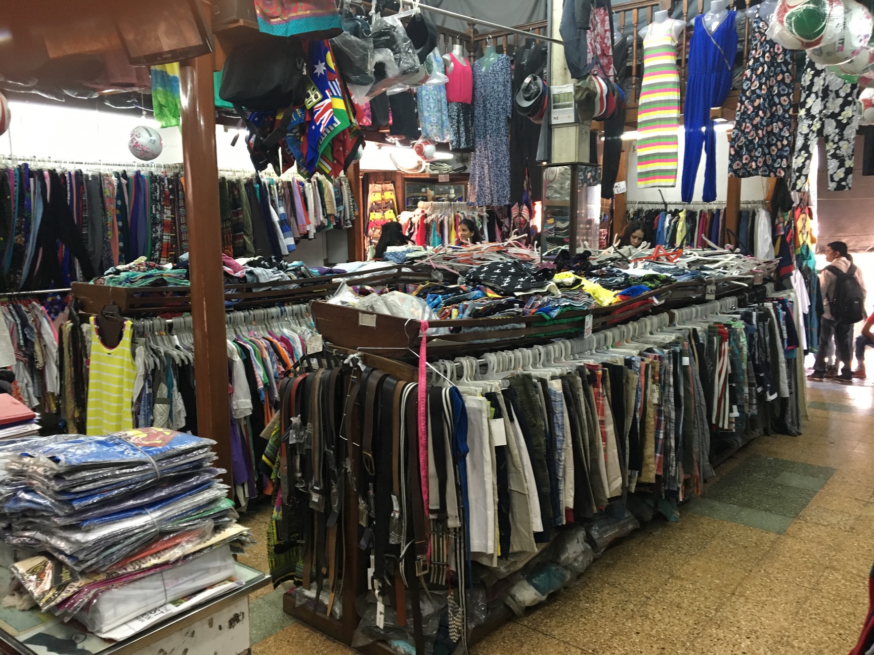 colaba clothes