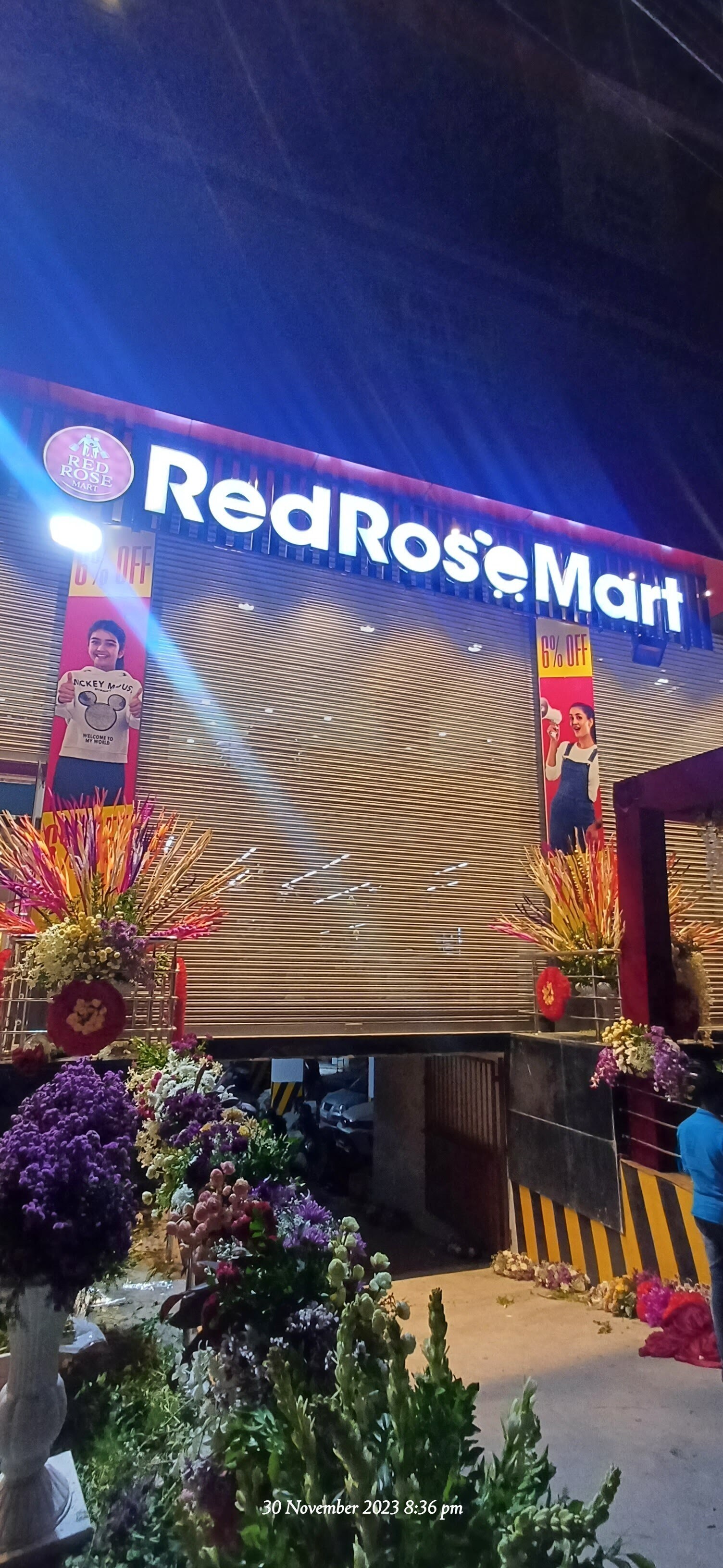 red rose mart